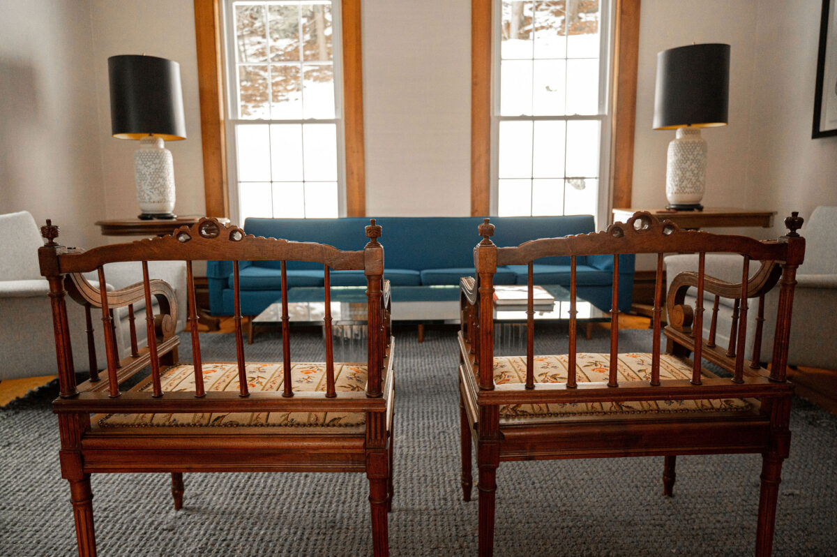 Virtual Tour of the Cobble House