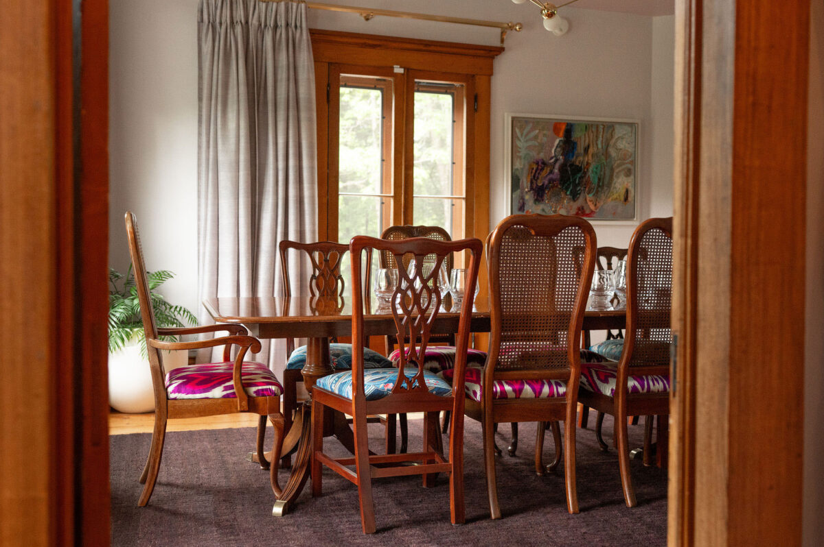 Virtual Tour of the Cobble House